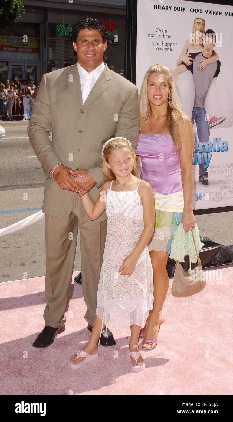 Photo by: Lee Roth/starmaxinc.com 2004ALL RIGHTS RESERVEDTelephone/Fax ...