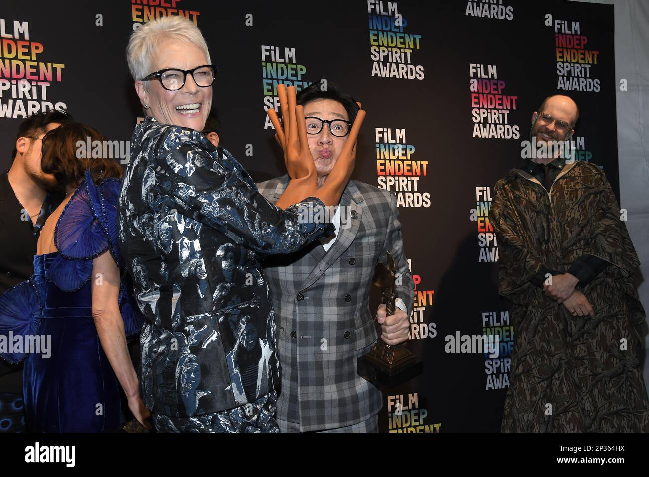 Los Angeles, USA. 04th Mar, 2023. Jamie Lee Curtis and Ke Huy Quan ...