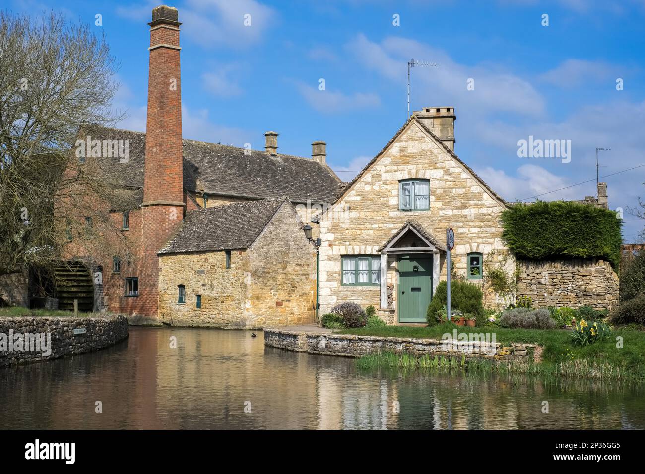 Scenic View of Lower Slaughter Village in the Cotswolds Stock Photo - Alamy
