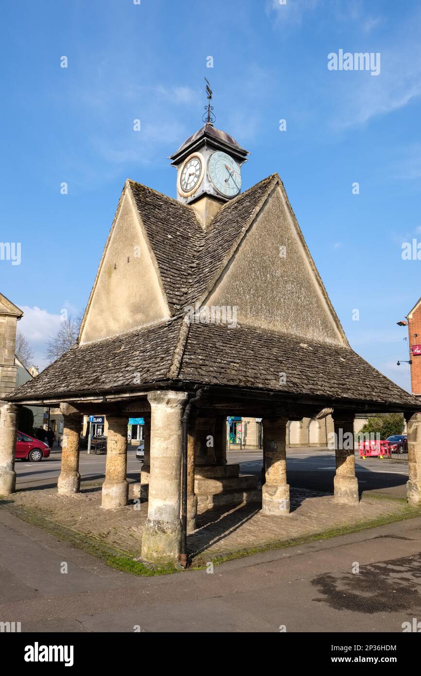 The butter cross in witney oxfordshire hi-res stock photography and ...