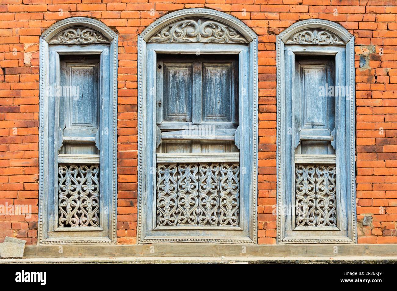 House facade nepal hi-res stock photography and images - Alamy