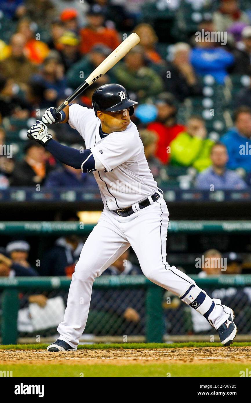 09 APRIL 2015: Detroit Tigers shortstop Jose Iglesias (1) at bat during ...