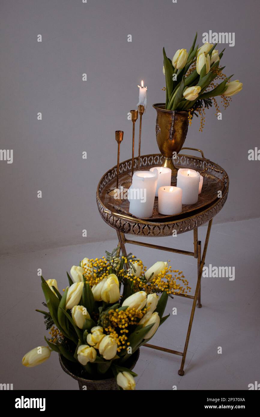 Object photos of aesthetic studio Stock Photo - Alamy
