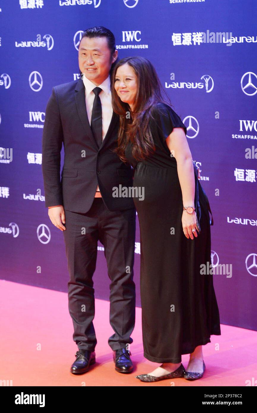Pregnant Chinese tennis star Li Na, right, and his husband Jiang Shan ...