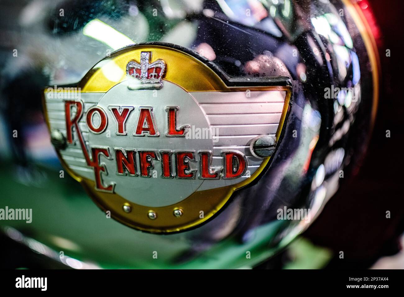 Royal enfield badge hi-res stock photography and images - Alamy