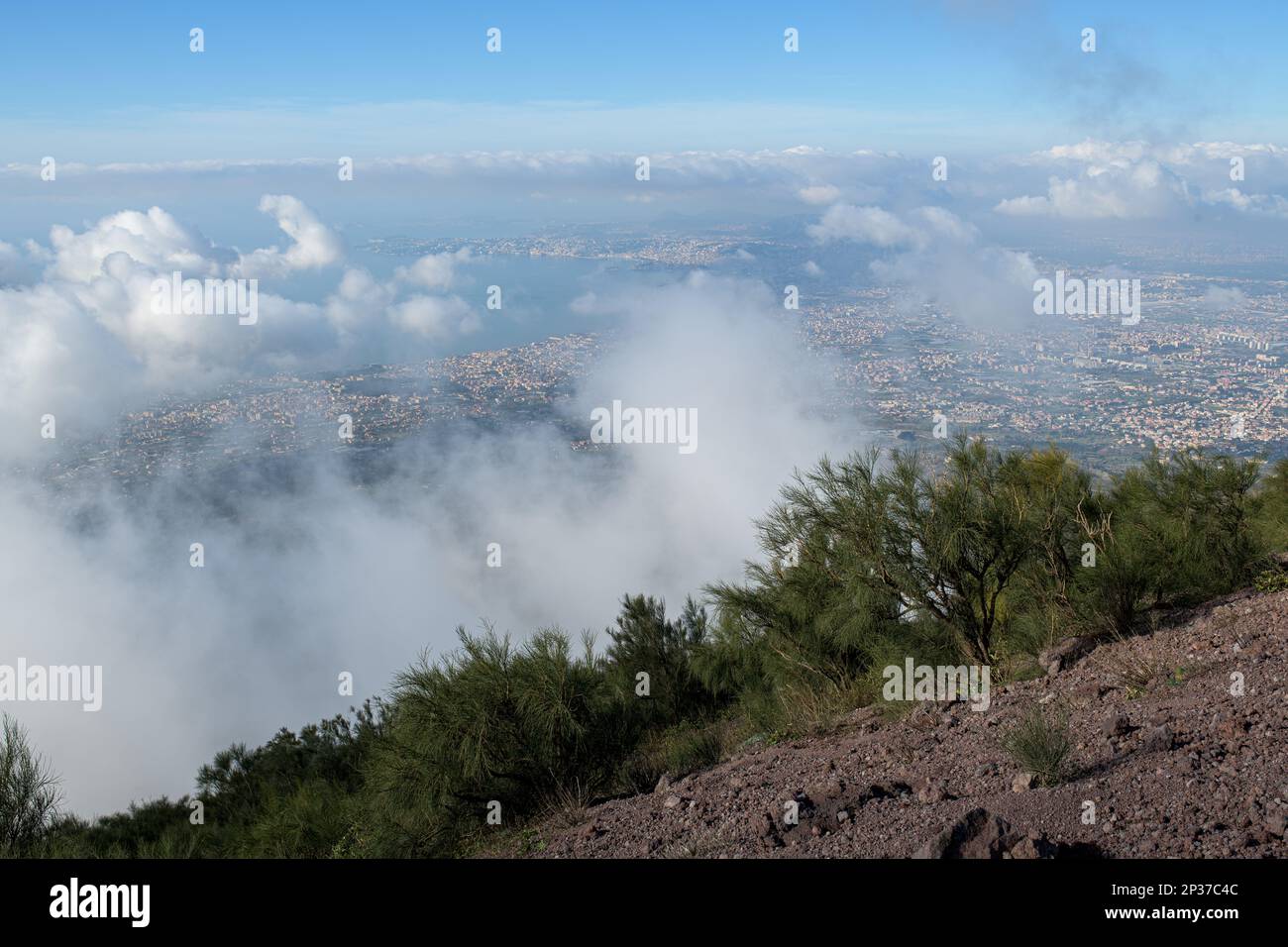 View naples from mount vesuvius hi-res stock photography and images - Alamy