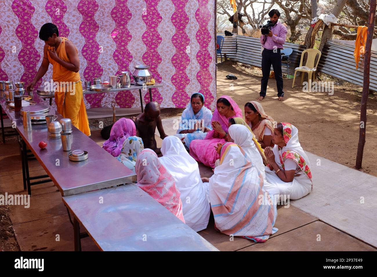 Jain monk digambara hi-res stock photography and images - Alamy
