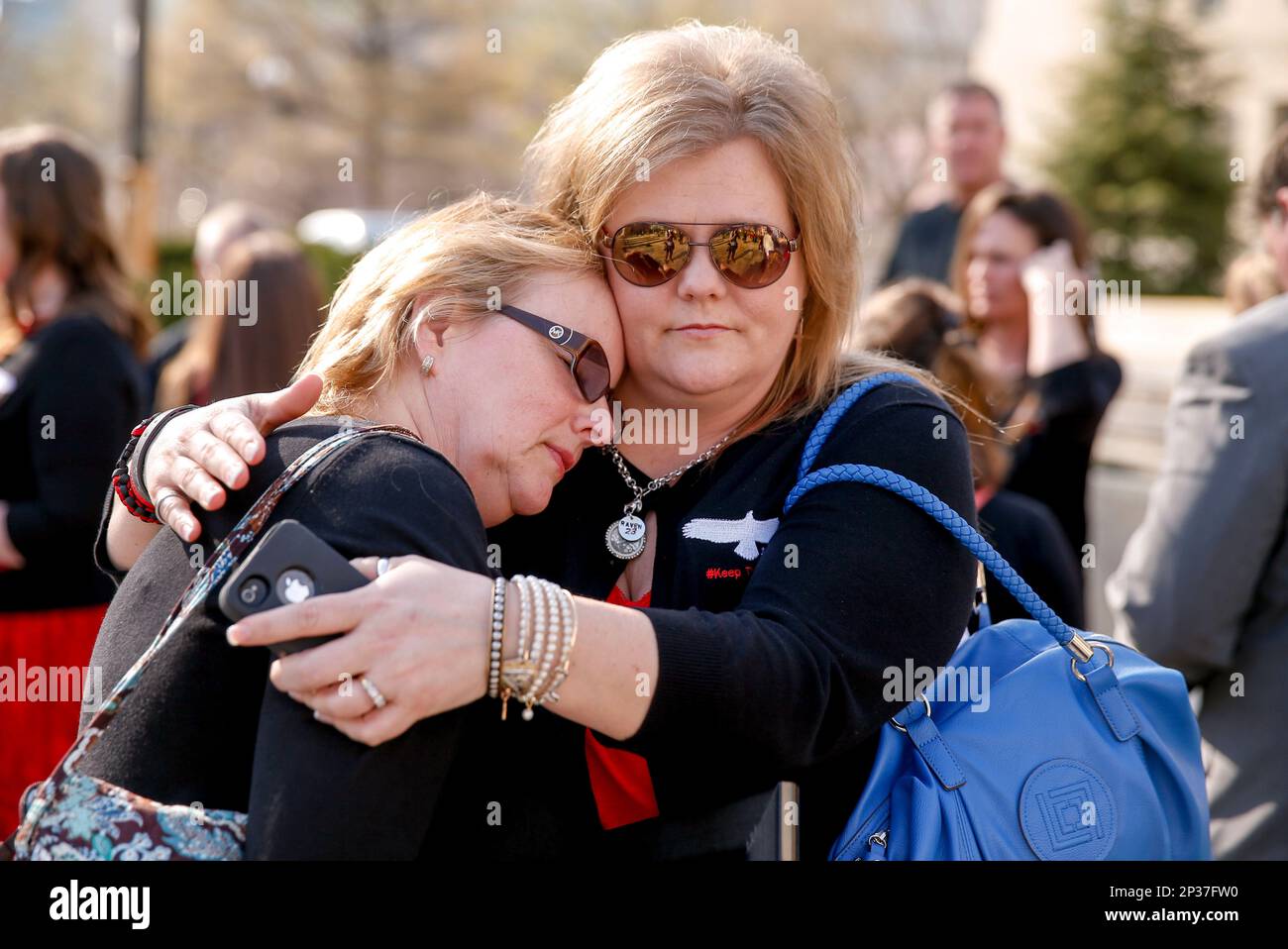 Tracy Hughes, right, of Sparta Tenn., comforts the mother of Nicholas ...