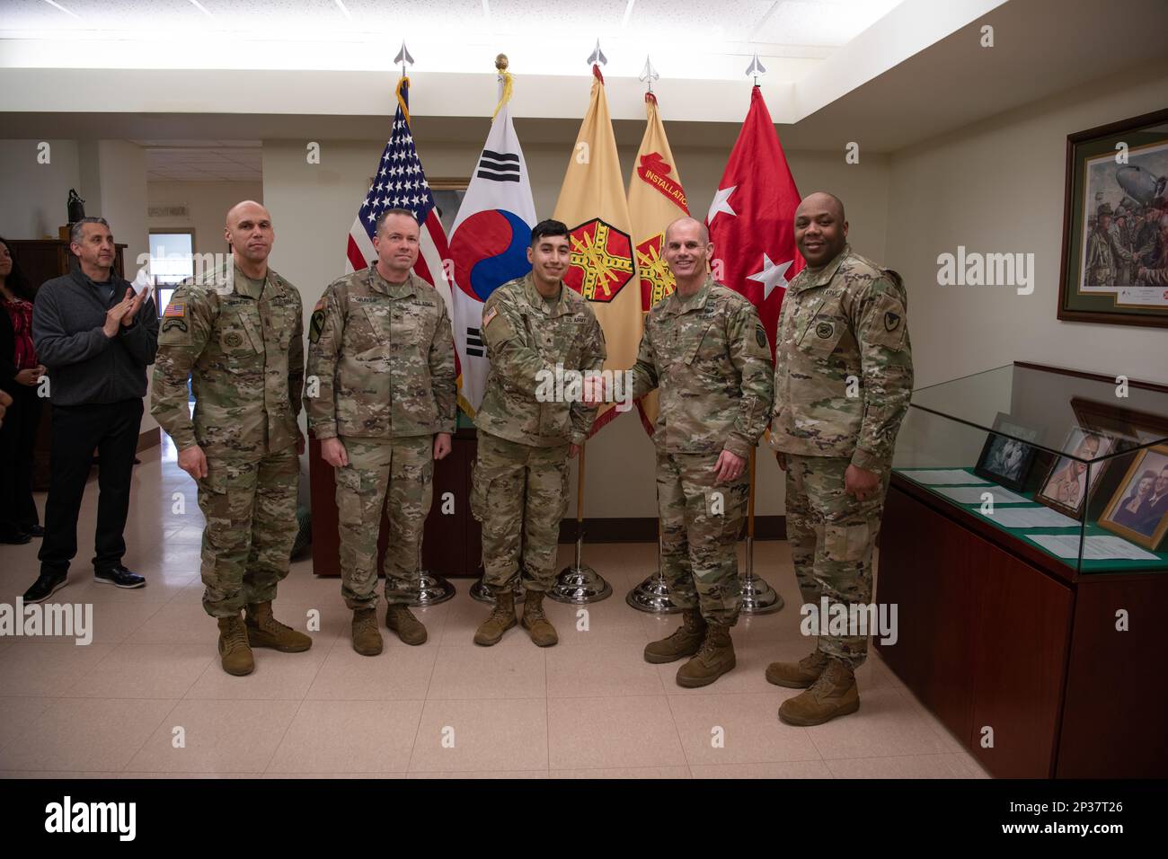 U s army sgt omar from hi-res stock photography and images - Alamy