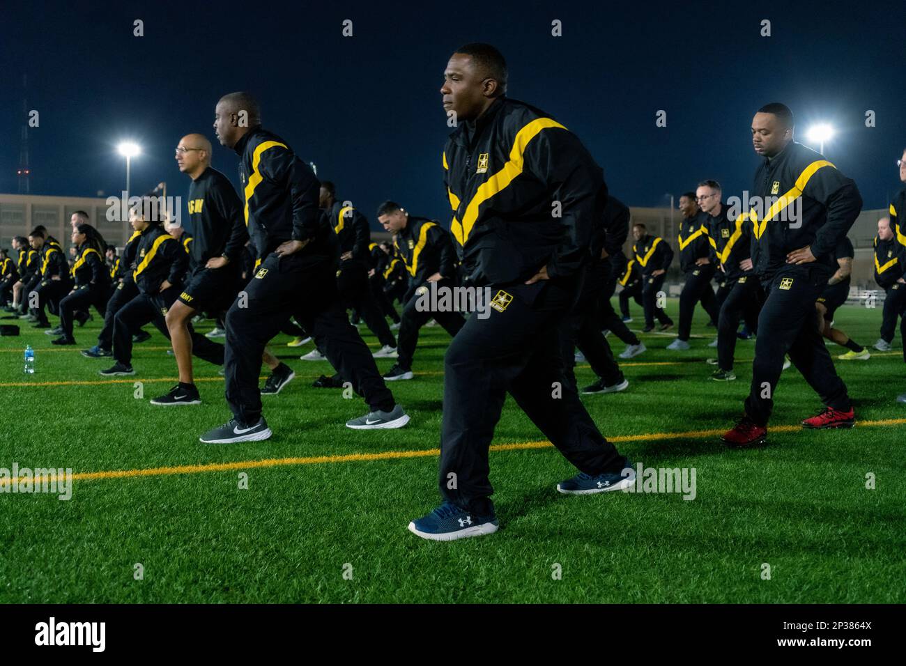 U.S. Army Reserve Soldiers of the 143d Expeditionary Sustainment ...