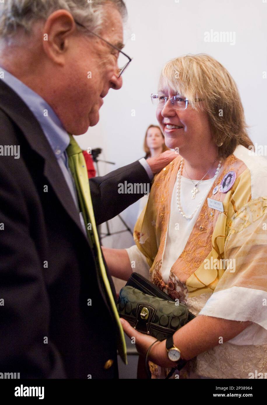 UNITED STATES - MAY 25: Rep. Pete Stark, D-Calif., talks with Gay ...