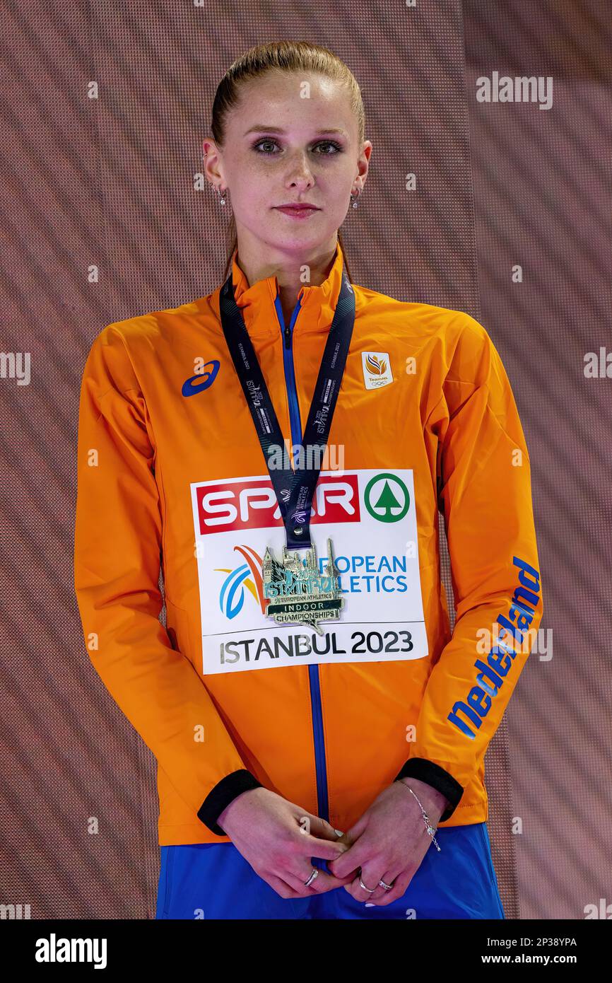 ISTANBUL - Britt Weerman during the high jump ceremony on the fourth ...