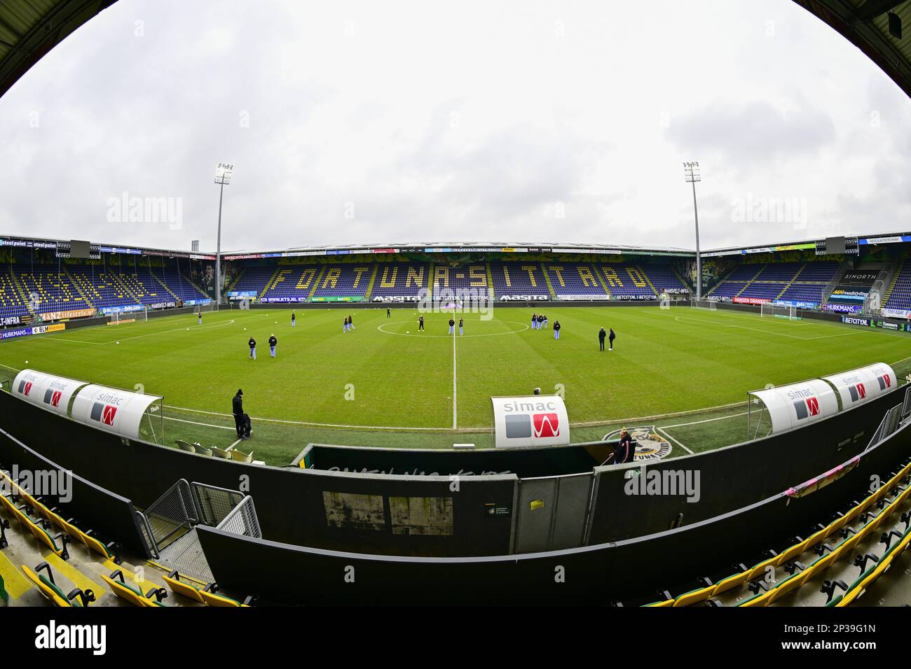 SITTARD, 05-03-2023, Fortuna Sittard Stadium, Azerion Dutch Women ...