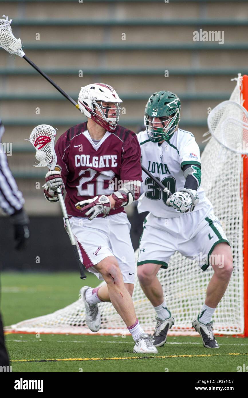 March 28, 2015: Colgate Raiders Ryan Walsh (22) tries to get pass a ...