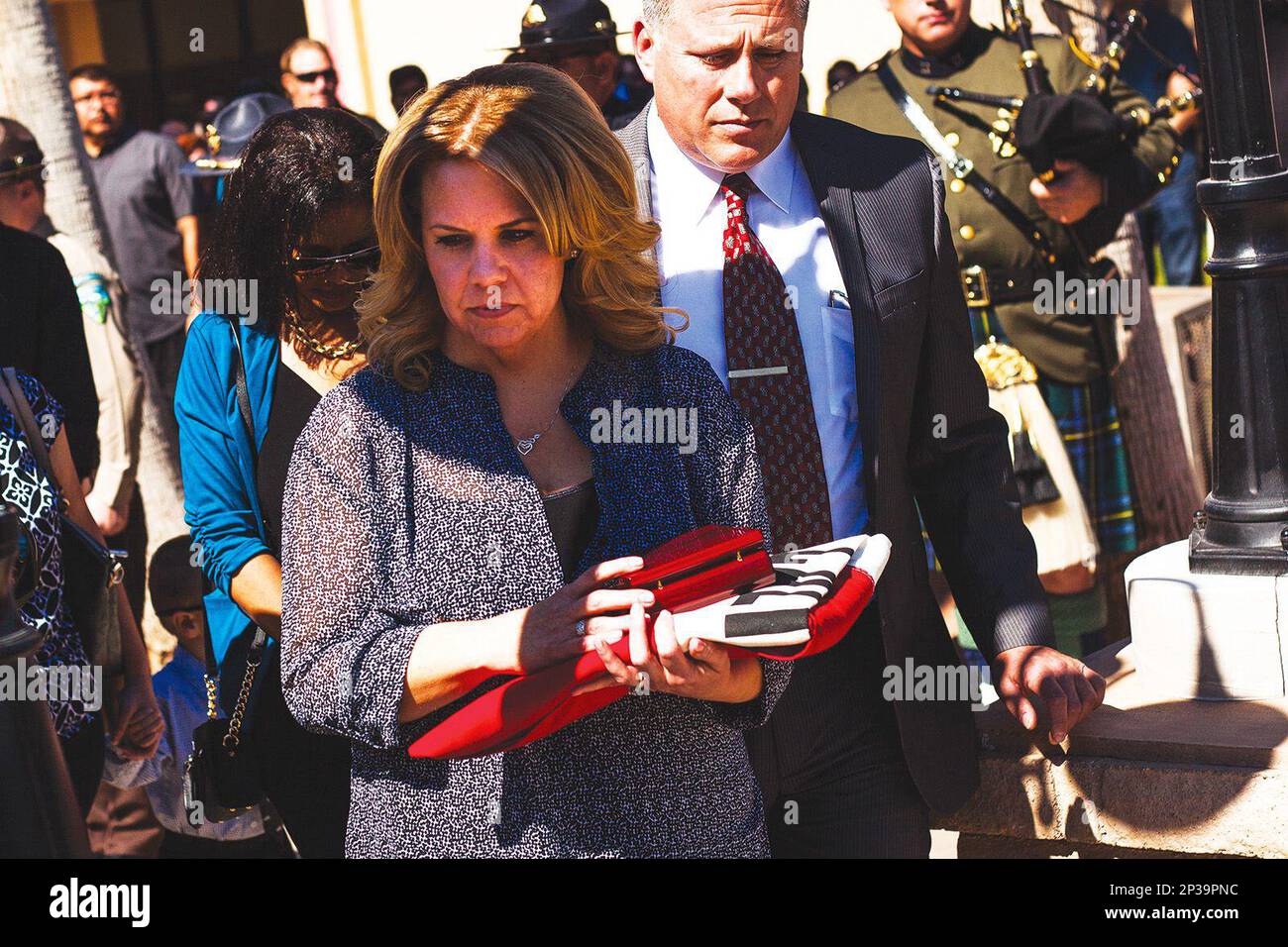 Jennifer Ratcliff, wife of the late California Highway Patrol Officer ...