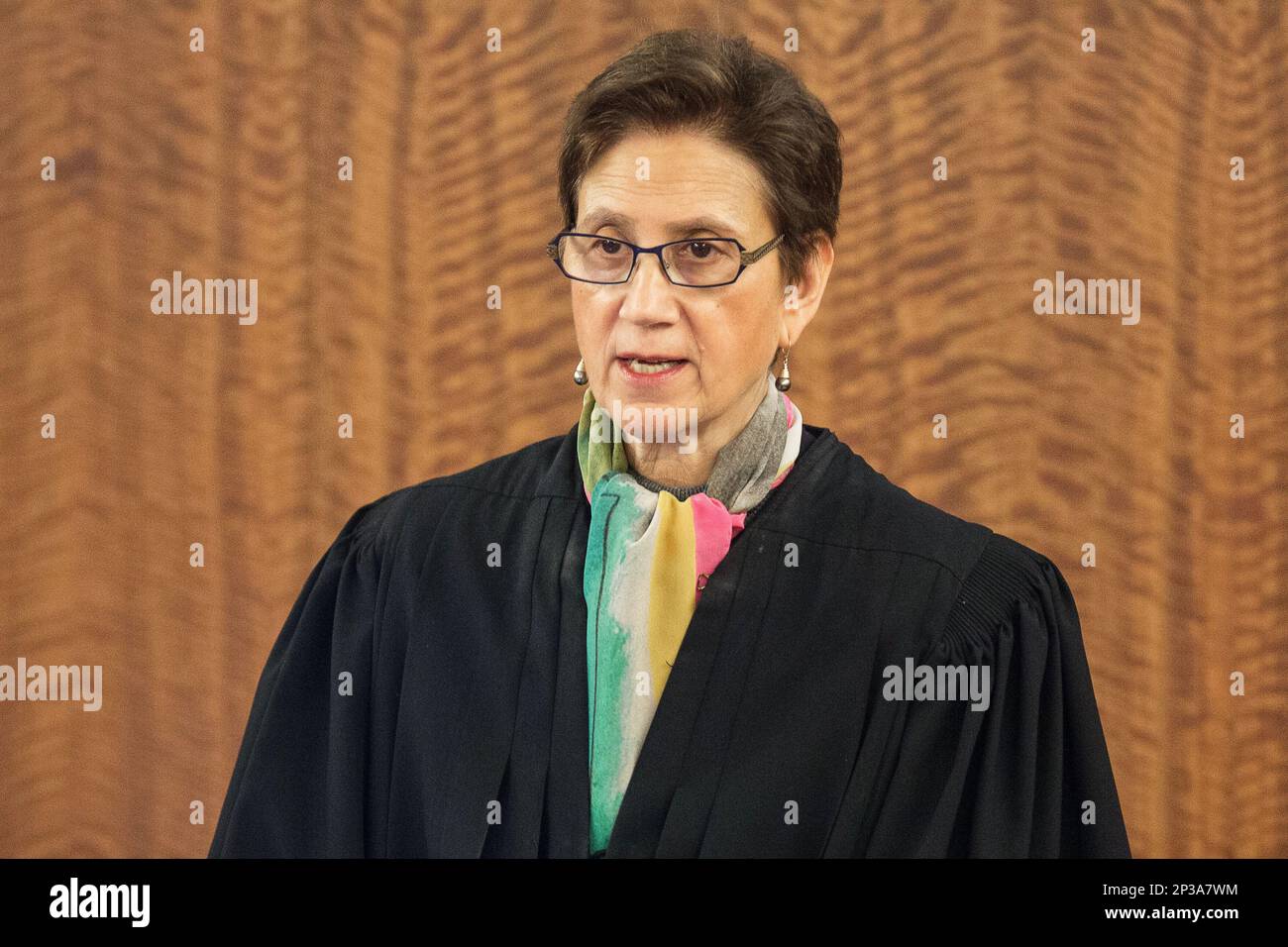 Judge Susan Garsh addresses the court during the murder trial of former ...