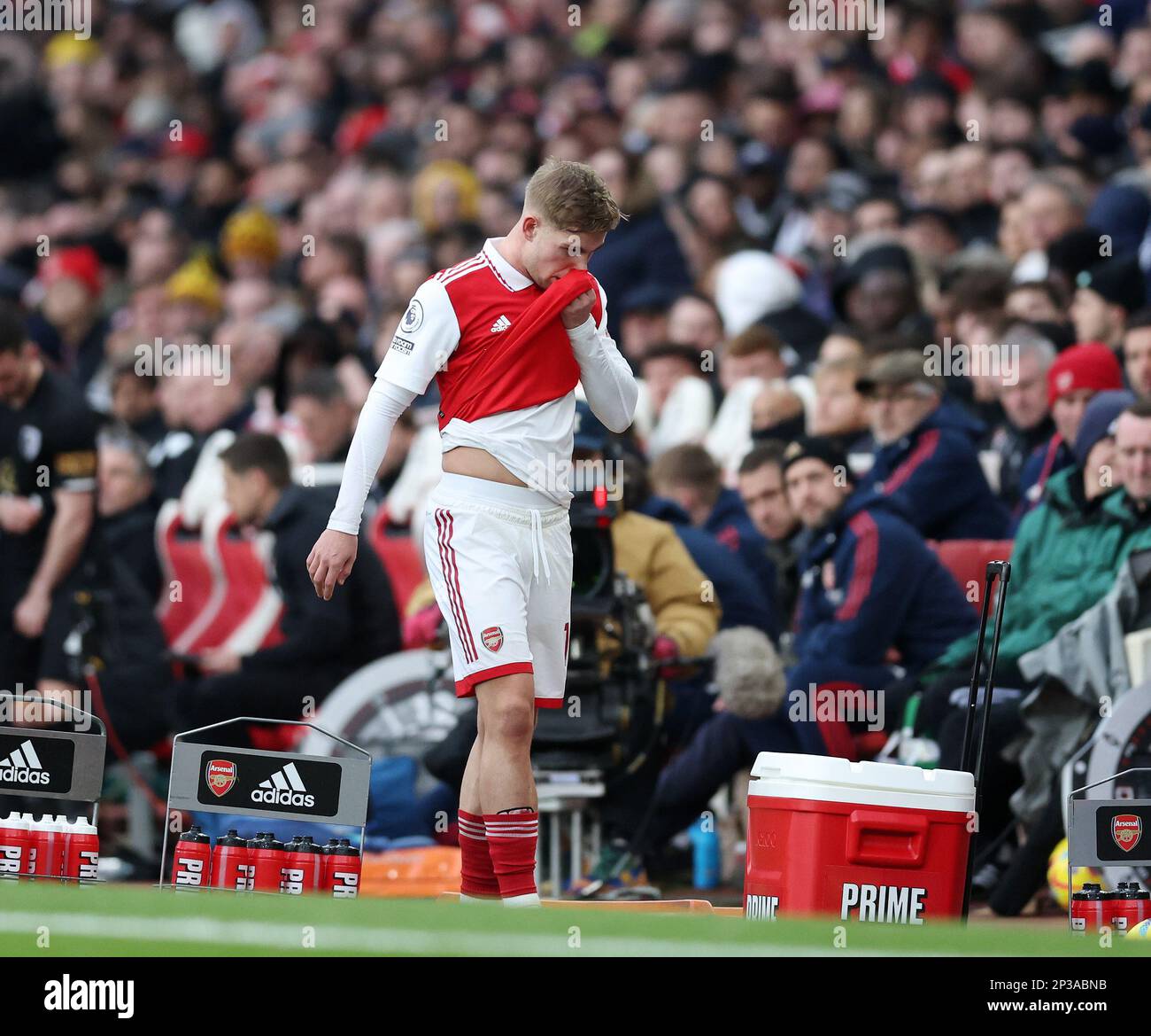London, England, 4th March 2023. Emile Smith Rowe of Arsenal goes off ...