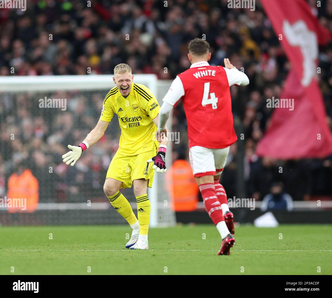 Ben white arsenal ramsdale hi-res stock photography and images - Alamy