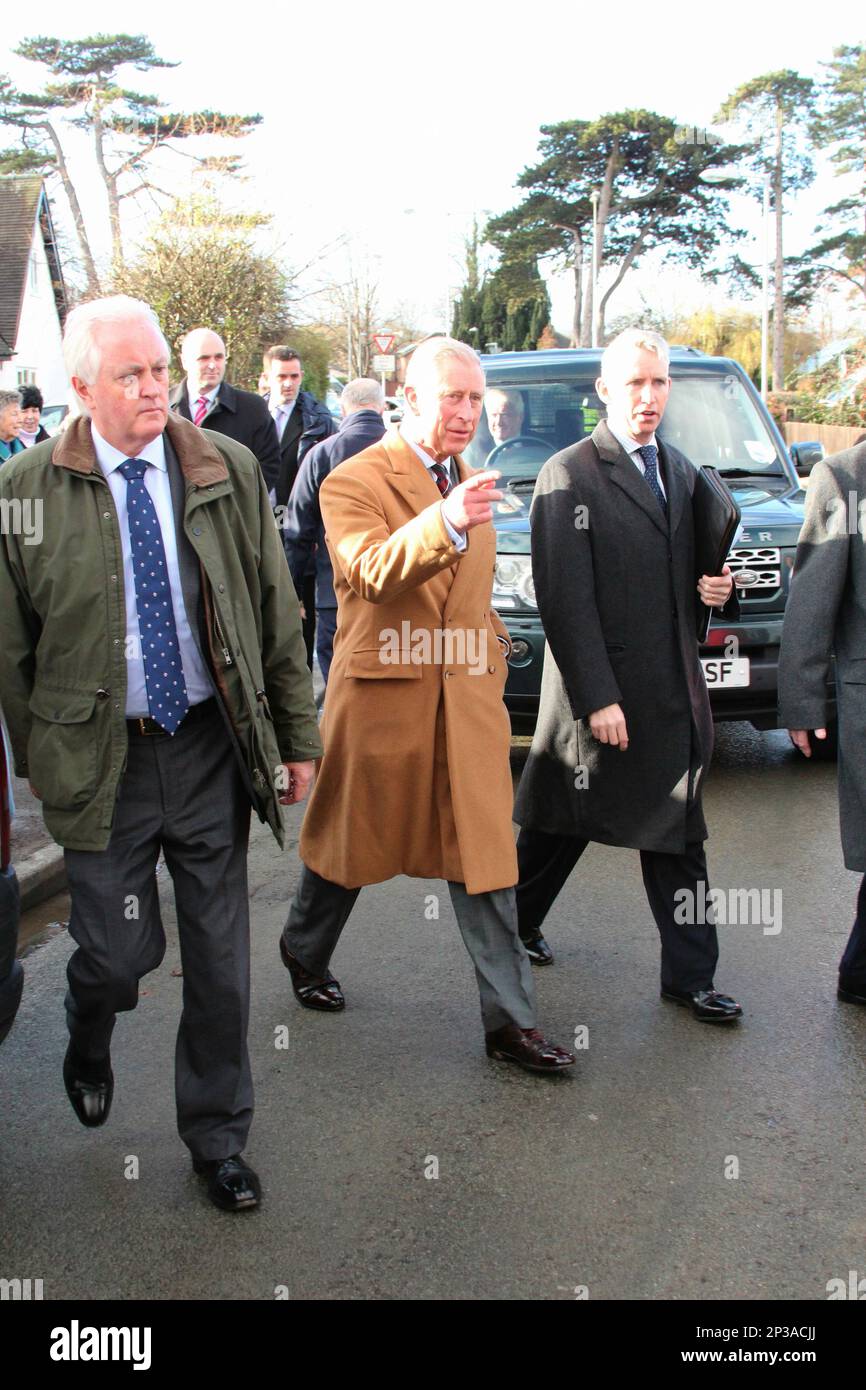 King charles iii with crown hi-res stock photography and images - Alamy