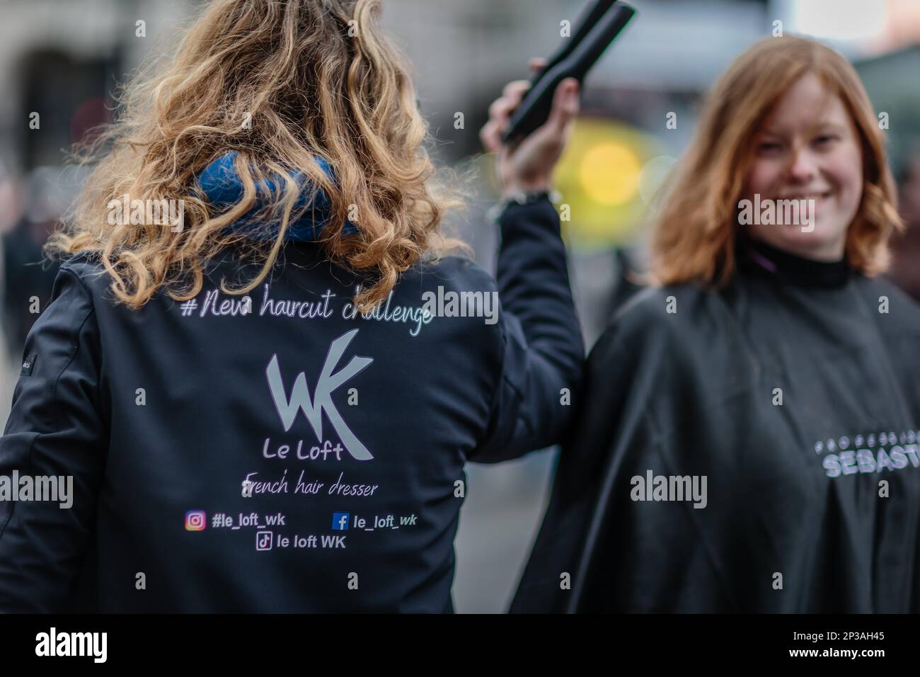 New haircut challenge hi-res stock photography and images - Alamy