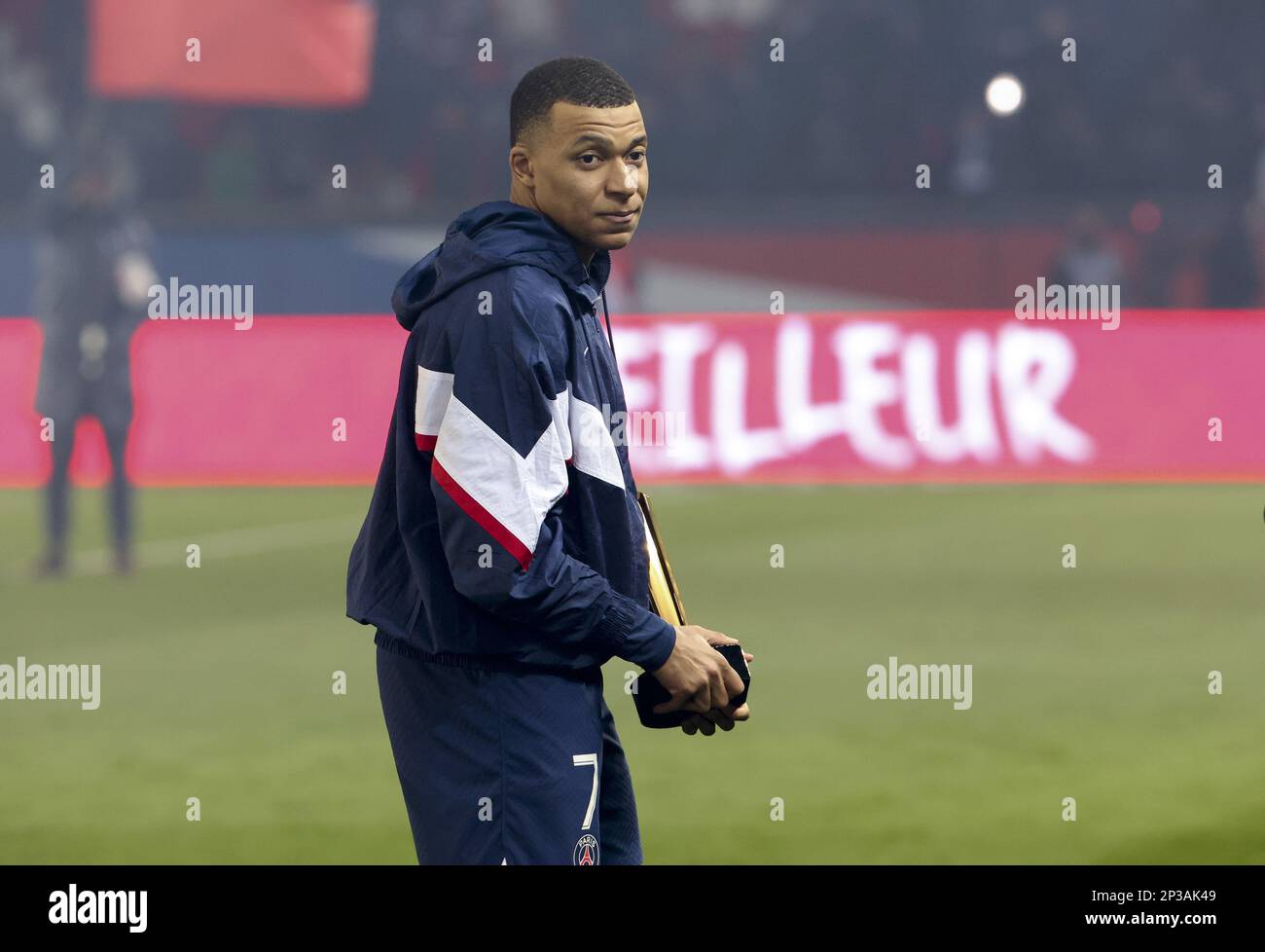 Kylian mbappe psg celebrating hi-res stock photography and images - Alamy