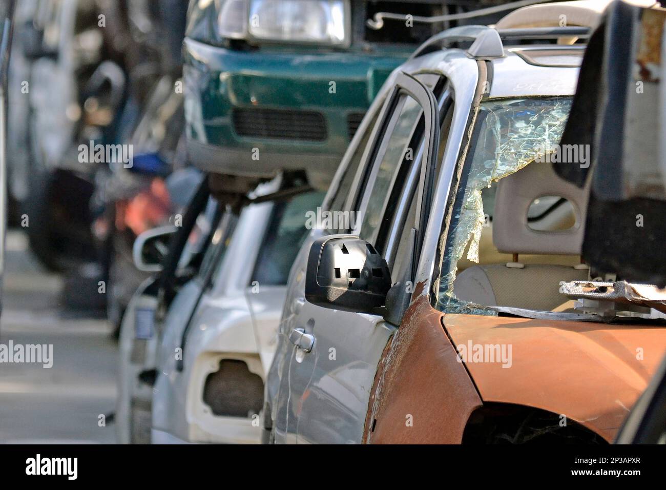 Scrap cars wrecked vehicles hi-res stock photography and images - Alamy