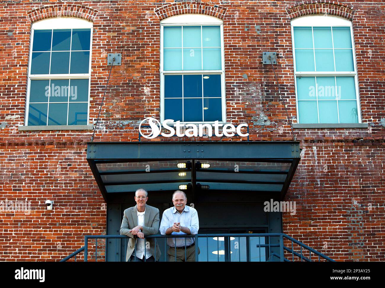 Jeff Speck. left, of Speck & Associates LLC and David Dixon, right, of ...