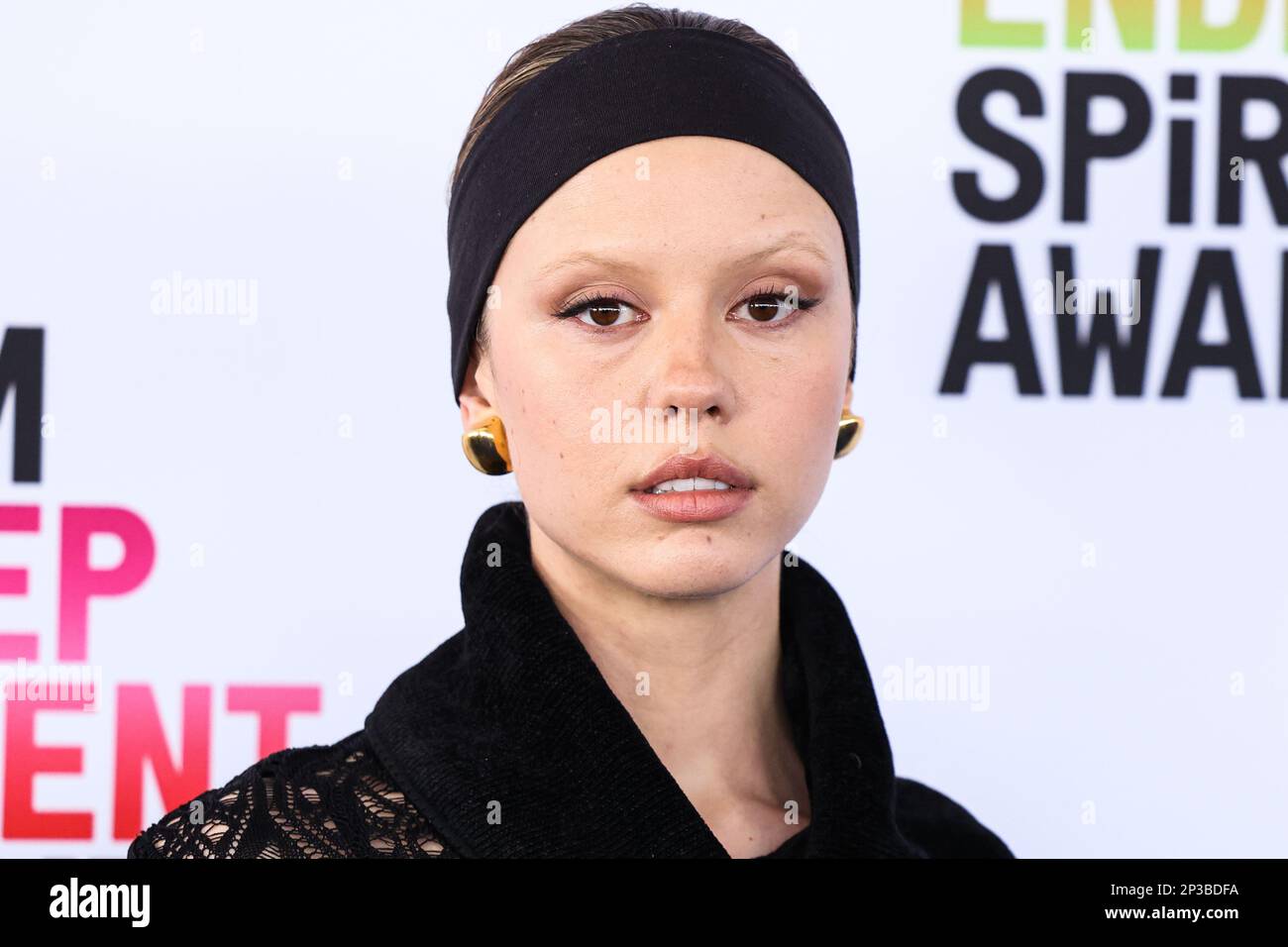 Mia goth arrives los angeles hi-res stock photography and images - Alamy
