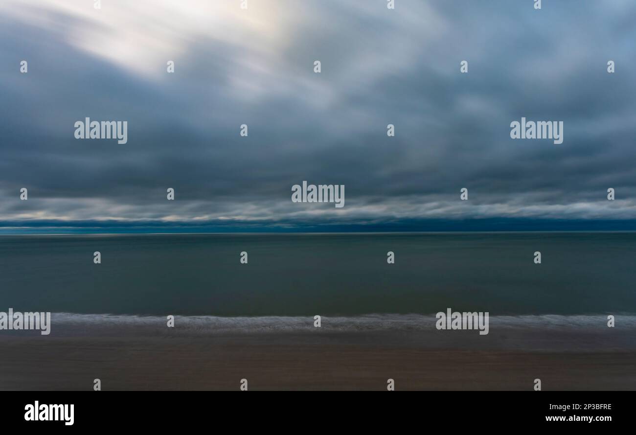 Storm off shore but approaching Myrtle Beach water Stock Photo - Alamy