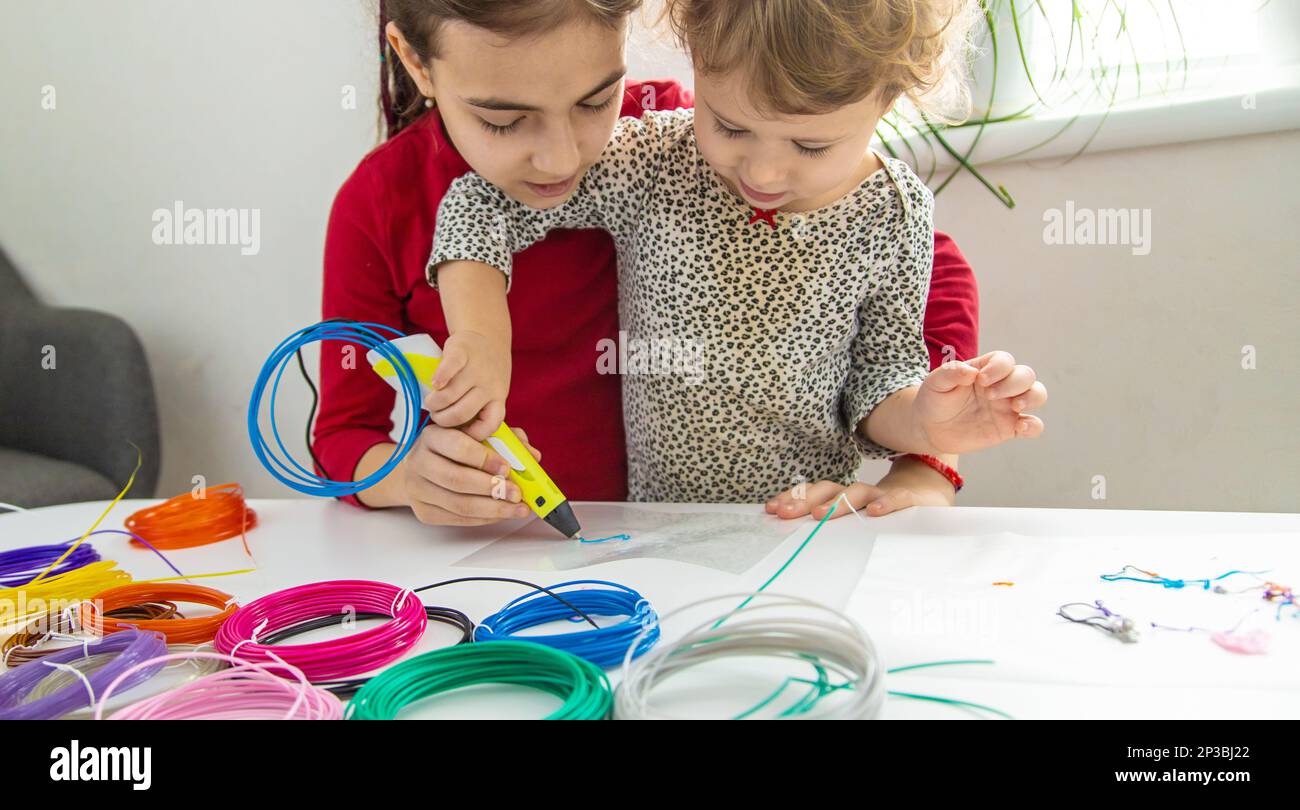Kids painting 3d drawing hi-res stock photography and images - Alamy
