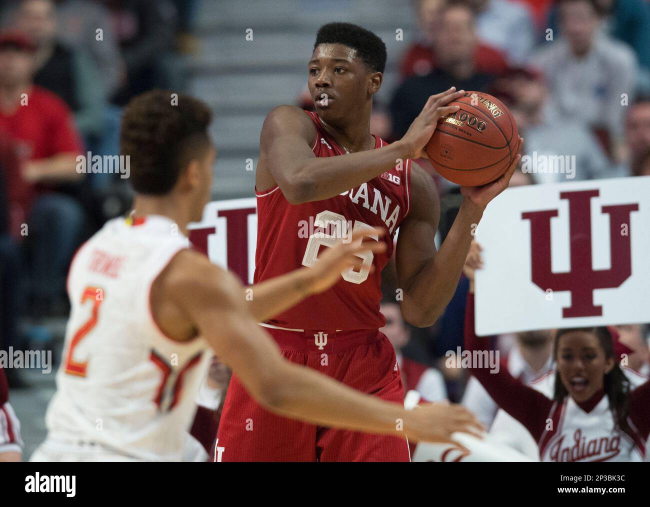March 13, 2015: Indiana's Emmitt Holt (25) looks to pass during the Big ...