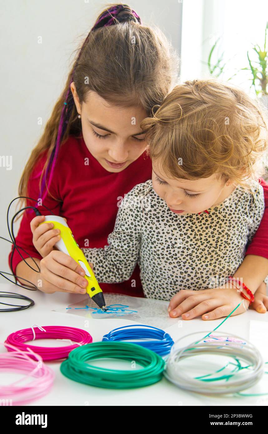 3d pen kid hi-res stock photography and images - Alamy