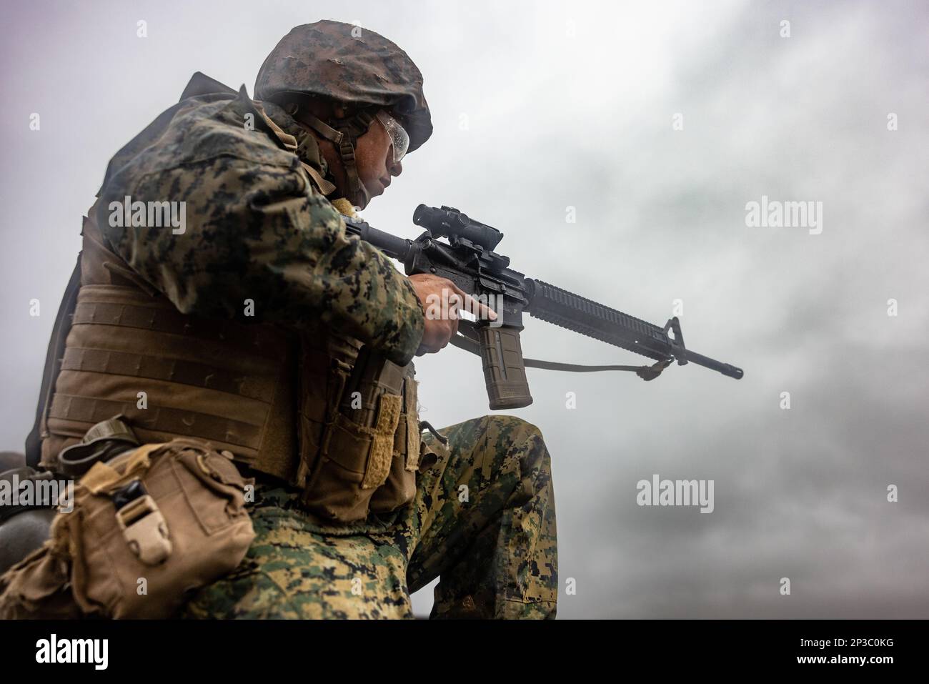 A U.S. Marine Corps recruit with Echo Company, 2nd Recruit Training ...