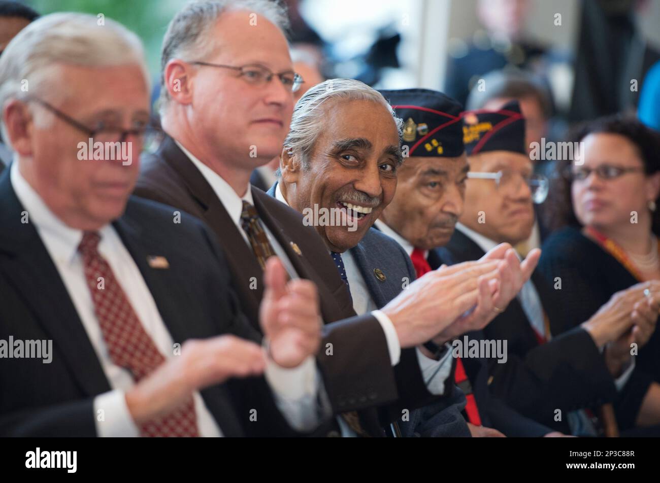 UNITED STATES - JUNE 27: Rep. Charlie Rangel, D-N.Y., center, attends a ...