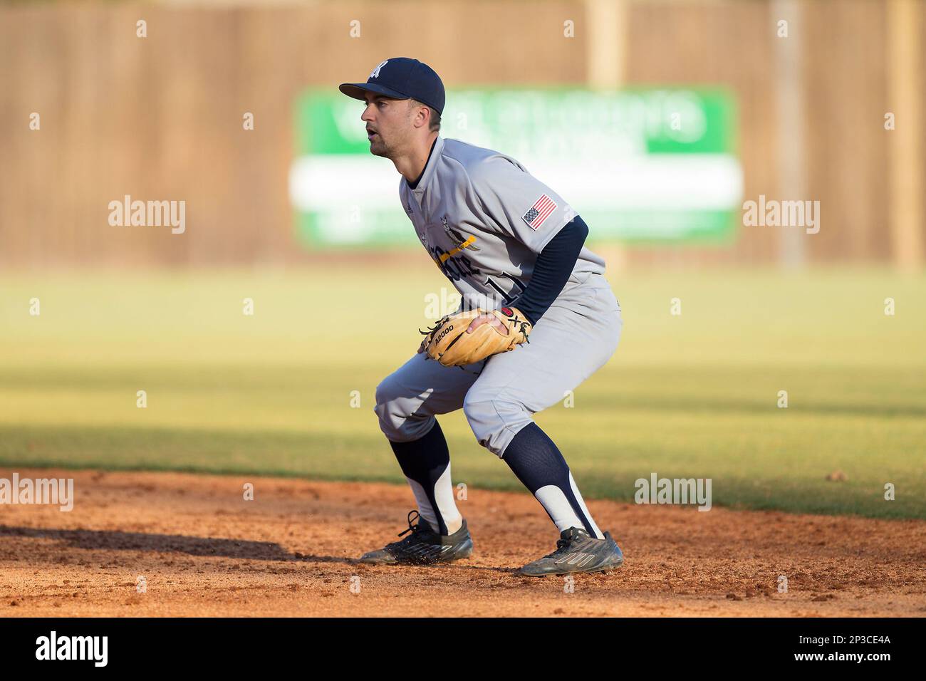 Rice Owls second baseman Ford Stainback (11) on defense against the ...