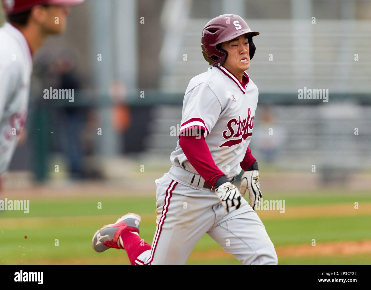 February 28, 2015: Stanford Cardinal infielder Jesse Kuet (7) runs to ...