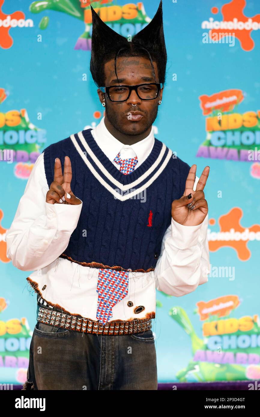 Lil Uzi Vert arrives at Nickeodeon's Kids' Choice Awards 2023 at ...