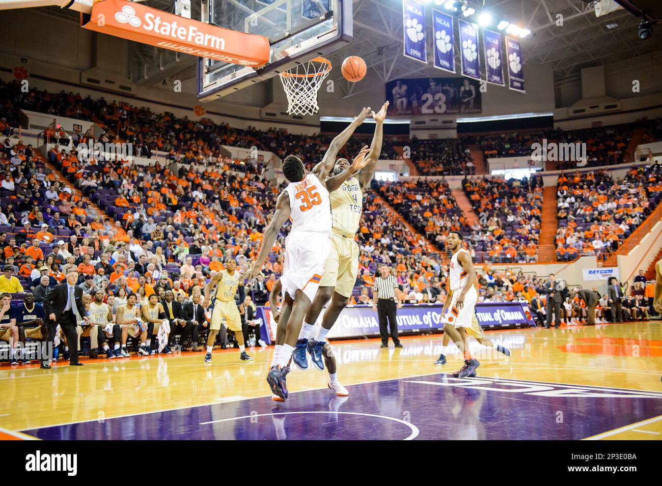February 28, 2015: Georgia Tech Yellow Jackets center Demarco Cox (4 ...