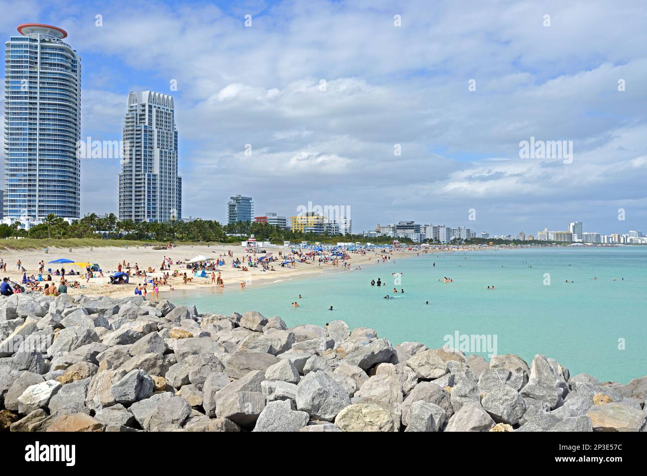Winter sunny day on South Beach, Miami, Florida Stock Photo - Alamy