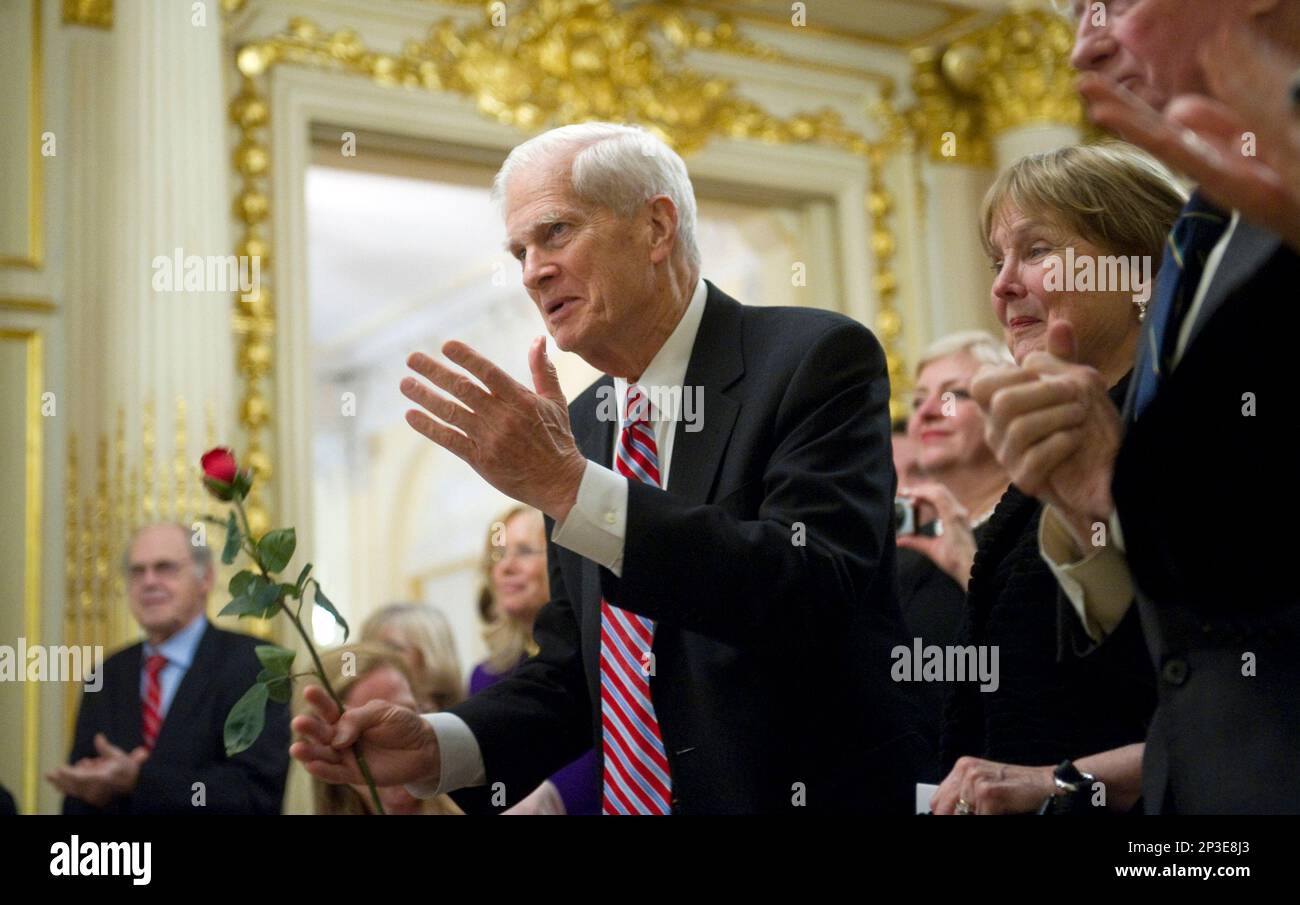 UNITED STATES - DECEMBER 11: Librarian of Congress James Hadley ...