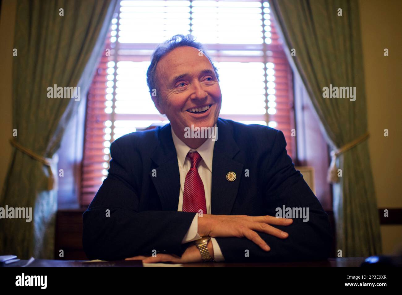UNITED STATES - DECEMBER 06: Rep. Dan Lungren, R-Calif., is ...
