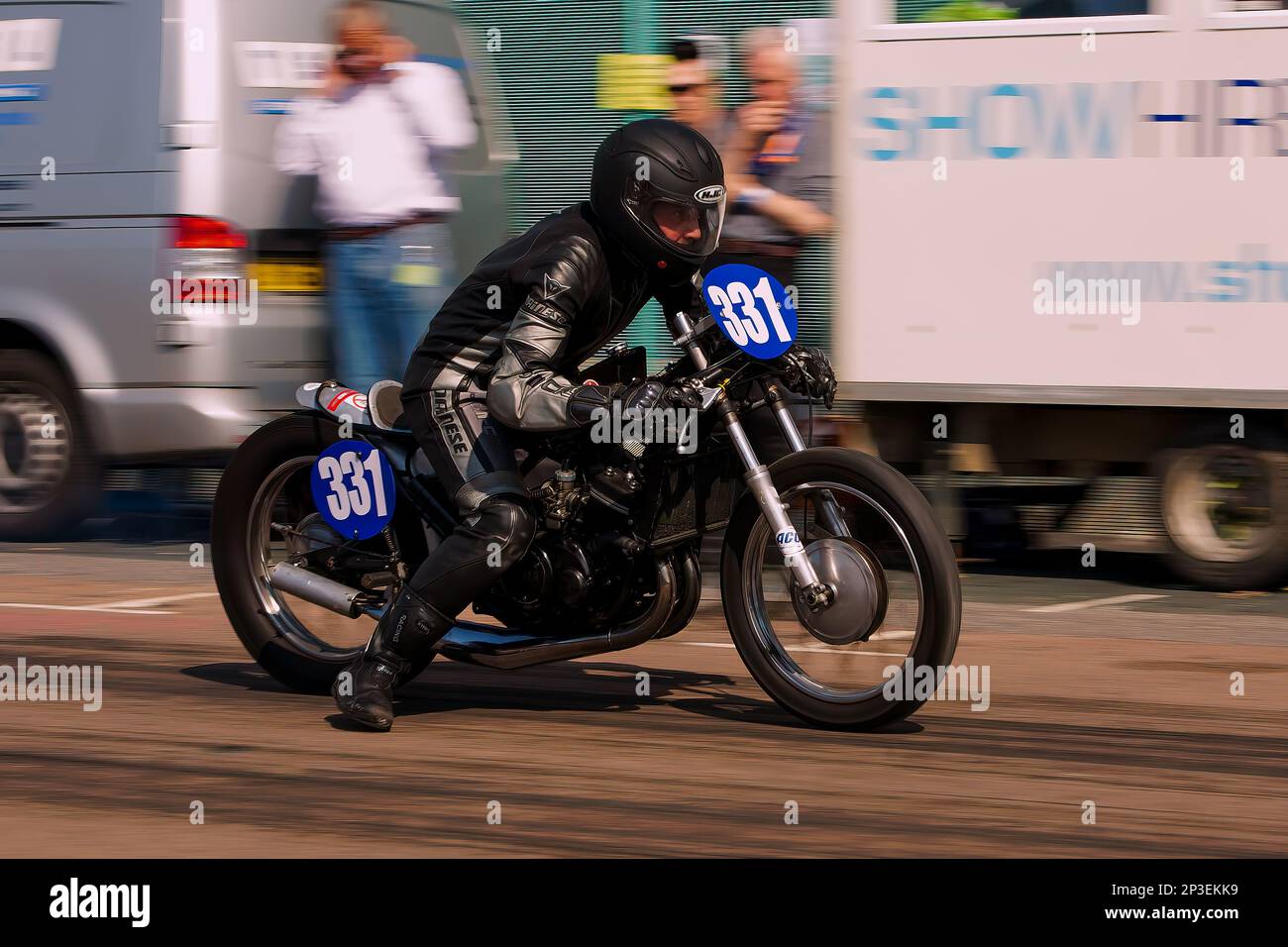 Neill Curtis riding a Yamaha RD350LC at The Brighton National Speed ...