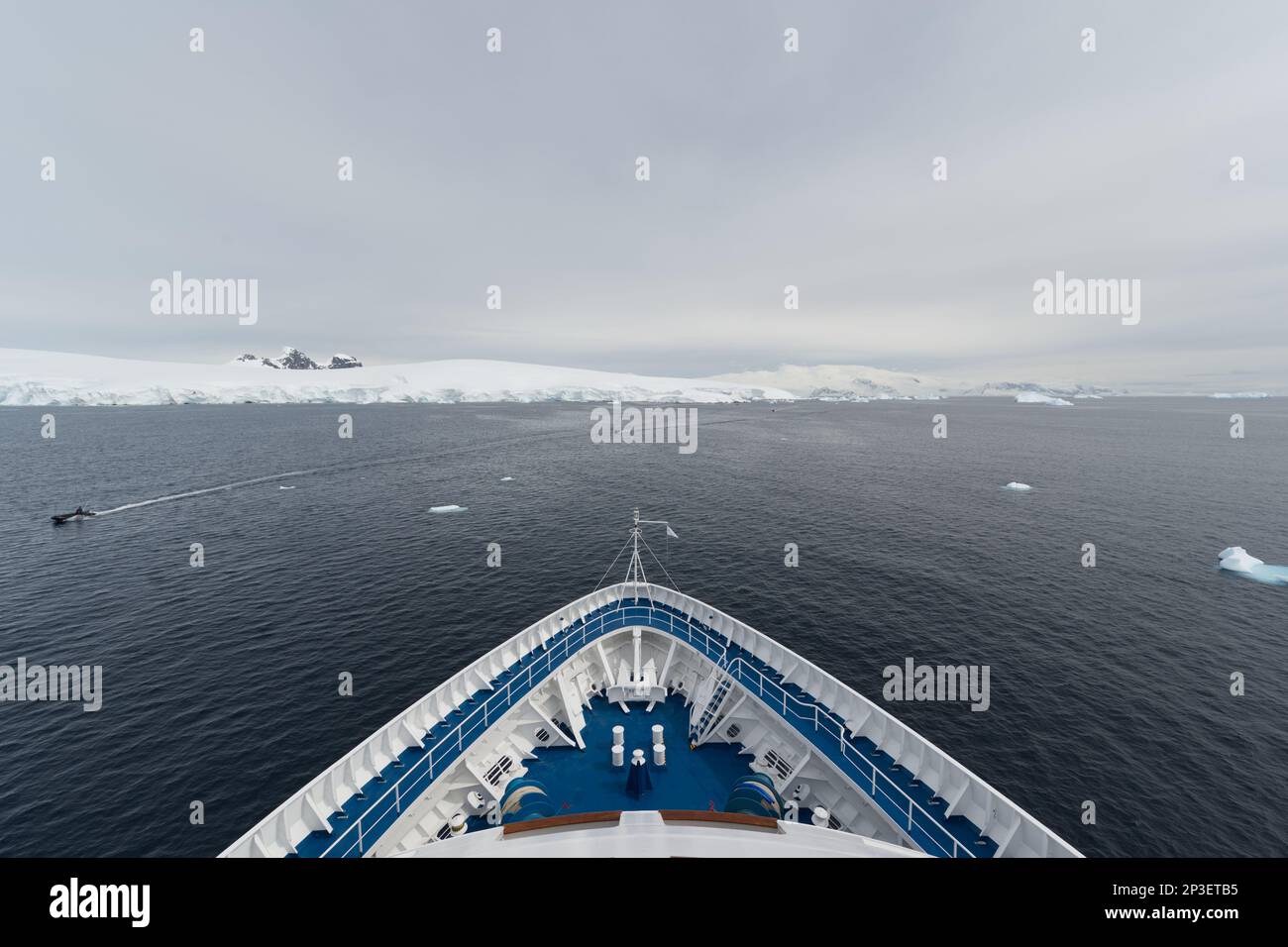 Ice floe view from ship hi-res stock photography and images - Alamy