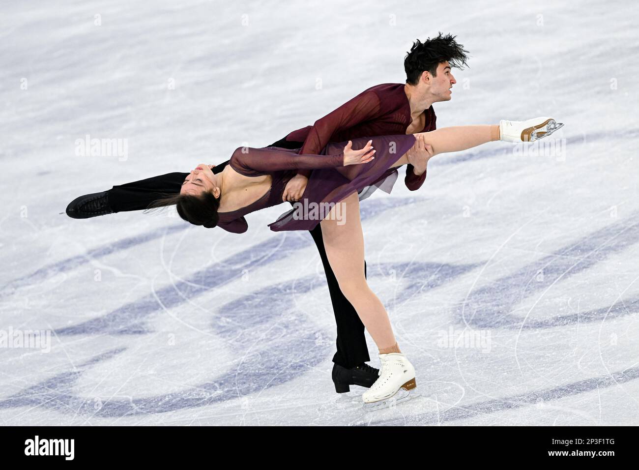 Helena CARHART & Volodymyr HOROVYI (USA), during Junior Ice Dance Free ...