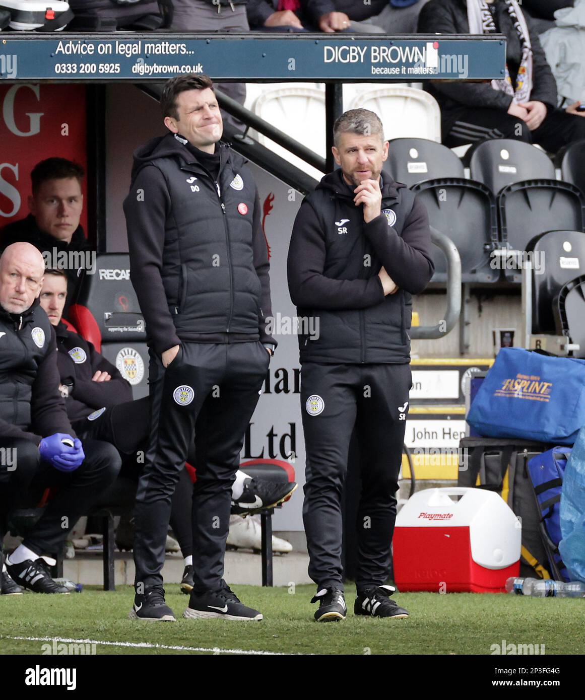 St Mirren manager Stephen Robinson during the cinch Premiership match ...