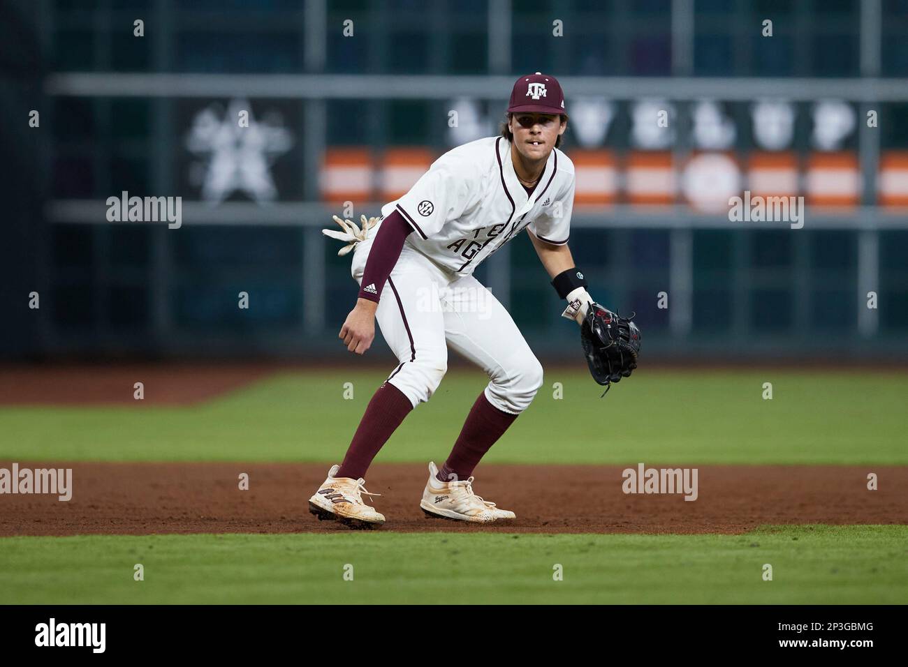 Texas A&M Aggies third baseman Kaeden Kent (3) on defense against the ...