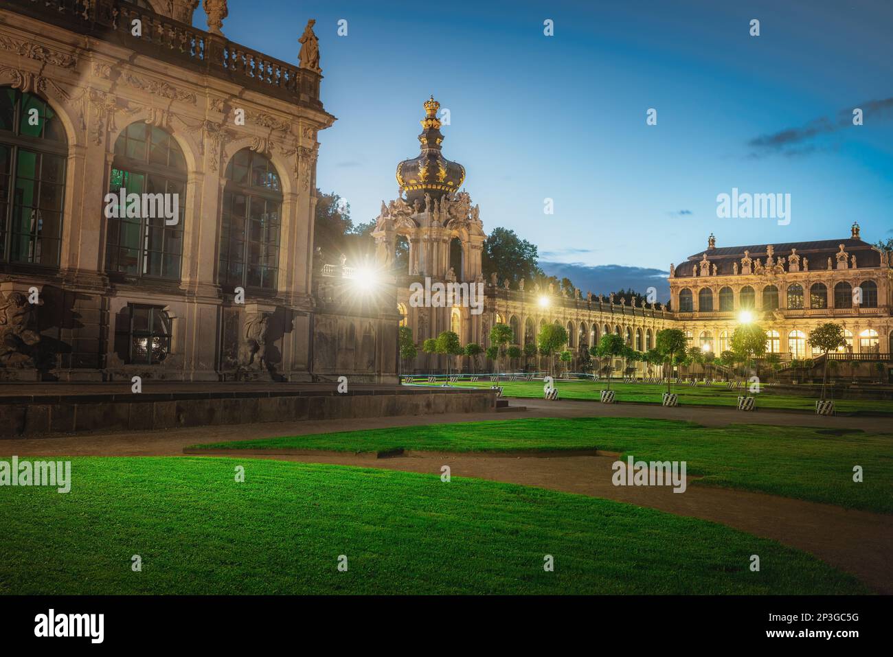 Zwinger Palace and Crown Gate (Kronentor) at night - Dresden, Saxony ...