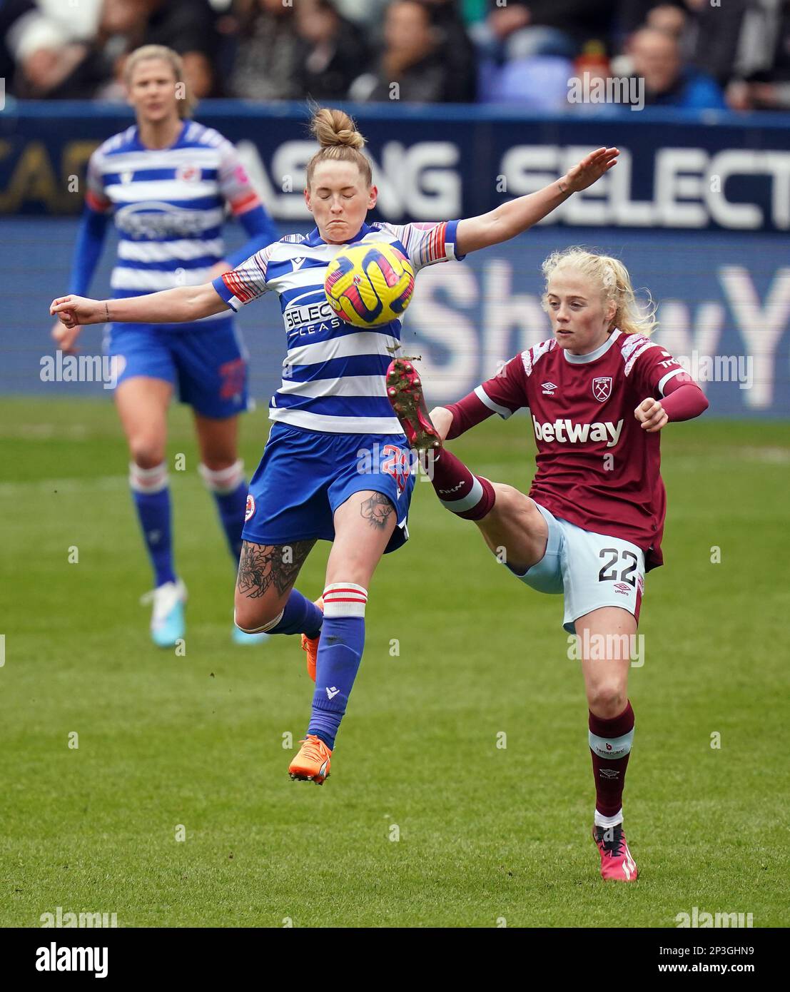 West Ham United's Grace Fisk (right) and Reading’s Rachel Rowe battle ...