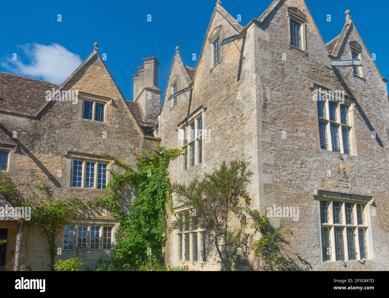 Kelmscott Manor, Kelmscott, UK Stock Photo - Alamy