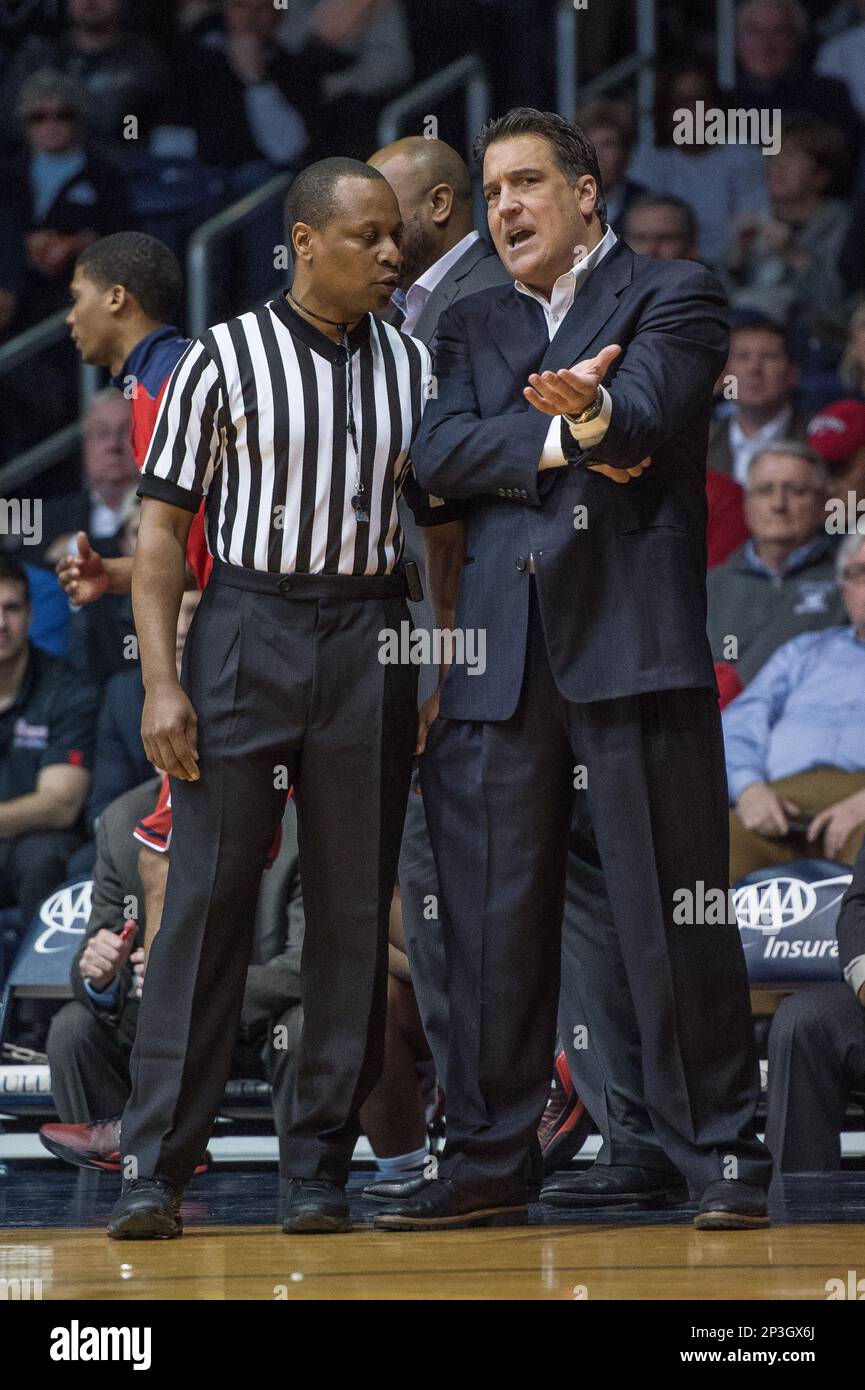 February 3, 2015: St. John's Red Storm head coach Steve Lavin talks to ...